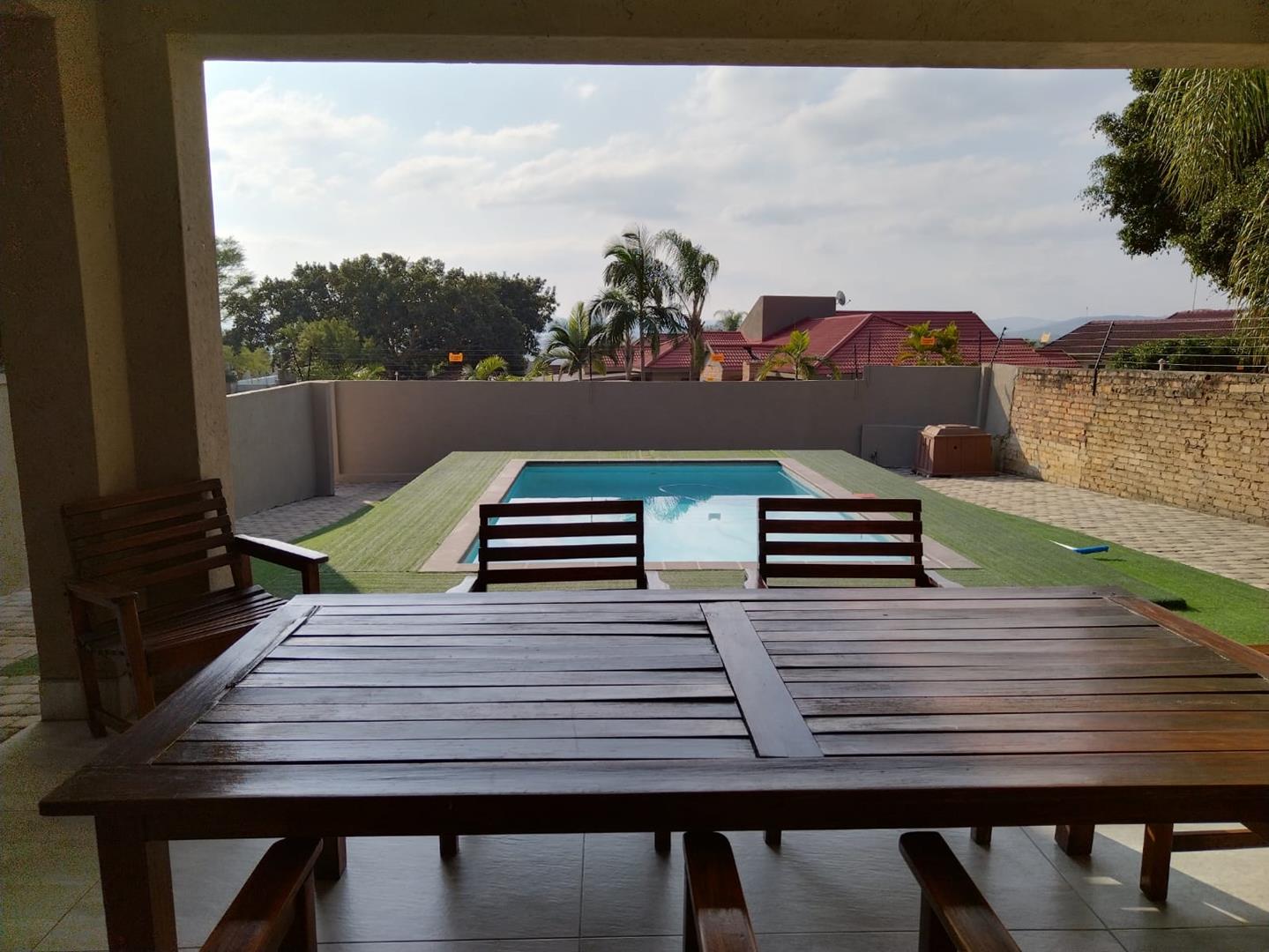 Renosterkop Property - Property and Houses for Sale in Renosterkop.