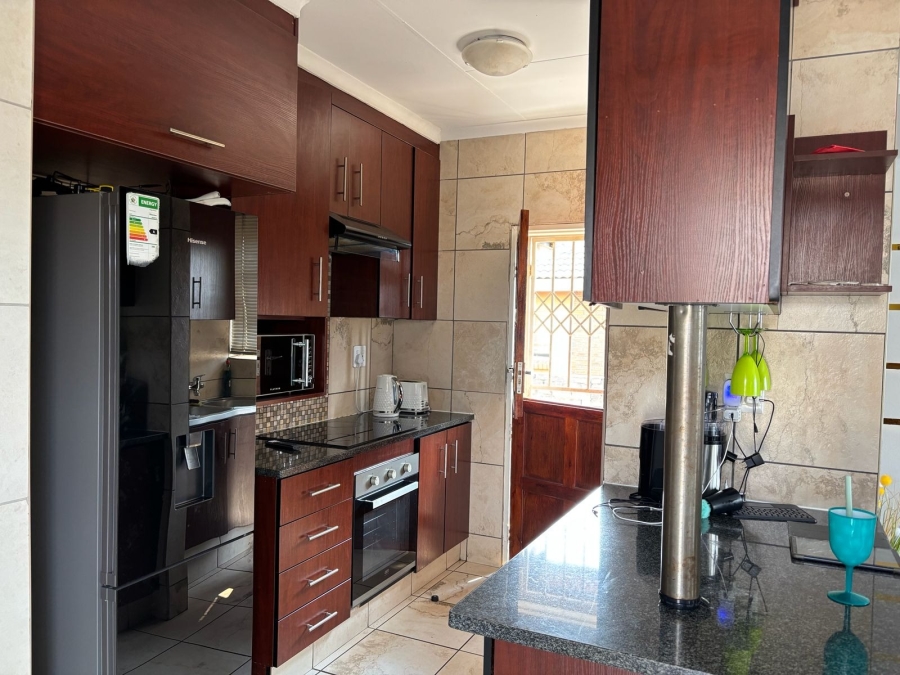 Property for Sale in Mogwase | Houses and Homes for Sale in Mogwase ...