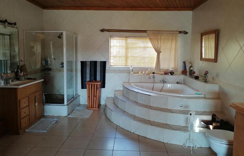 4 Bedroom Property for Sale in Wolmaransstad R2 415 000. 04 Dec 2023