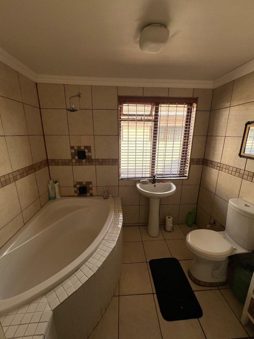 Soneike Property - Property and Houses for Sale in Soneike.