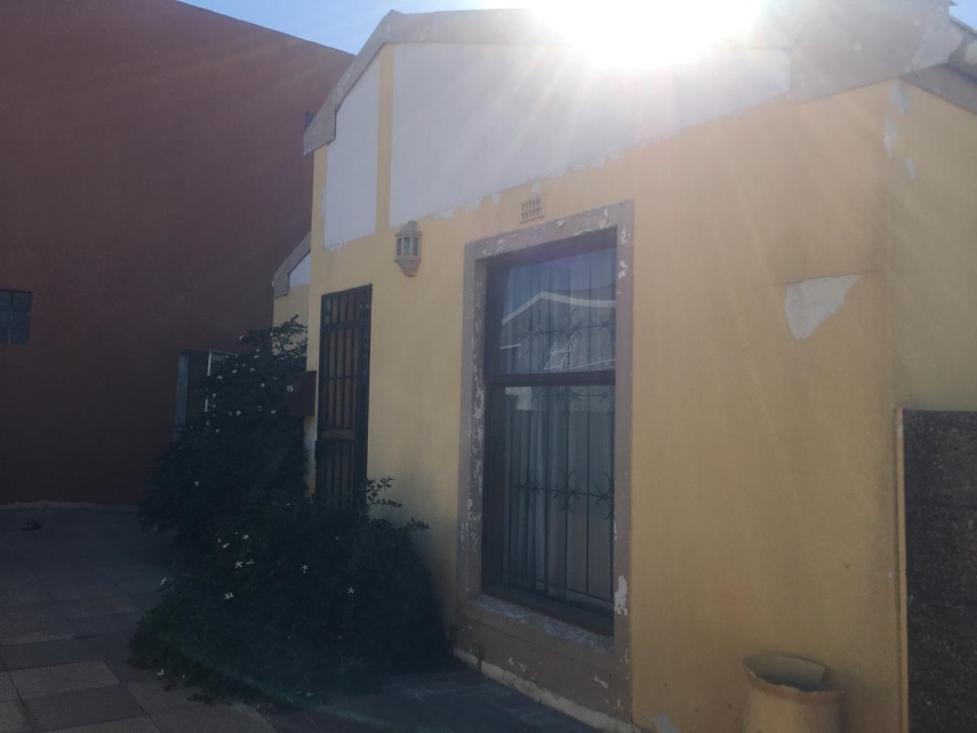 Ilitha Park Property - Property and Houses for Sale in Ilitha Park.